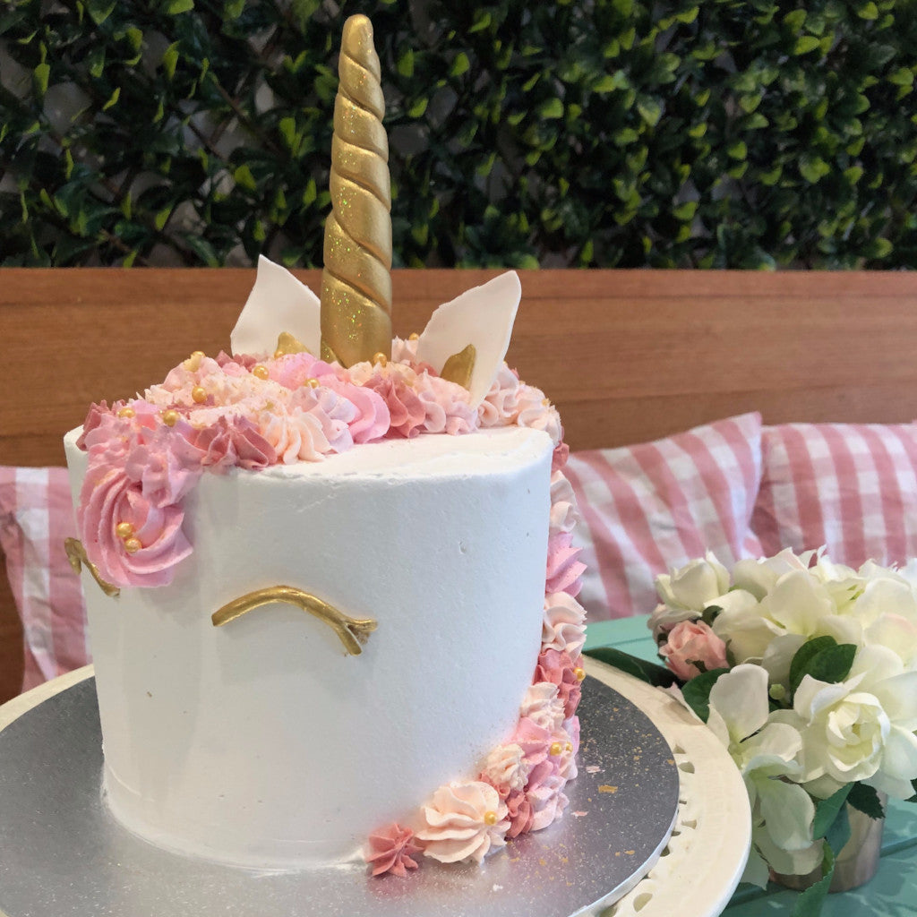 Unicorn Cake – Regnier Cakes